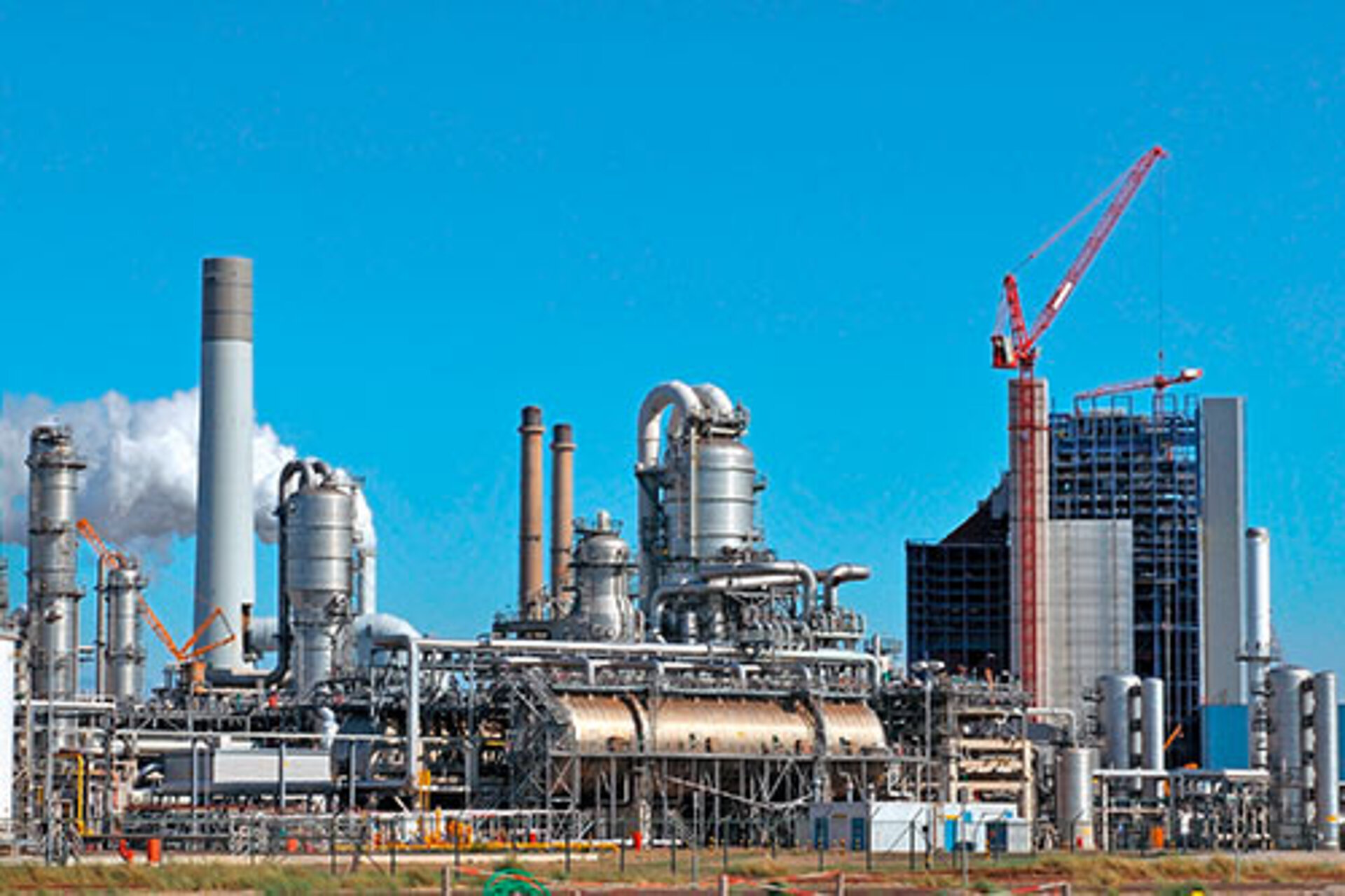 Refineries and petrochemistry without interruptions | Bender México ...